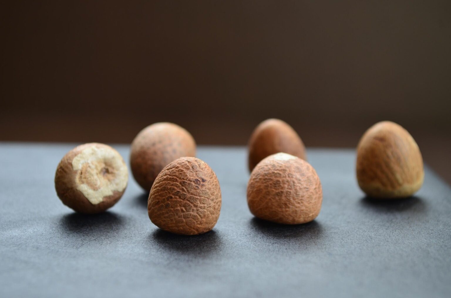 Health Benefits of Betel Nuts and How to Use Them - Amentara